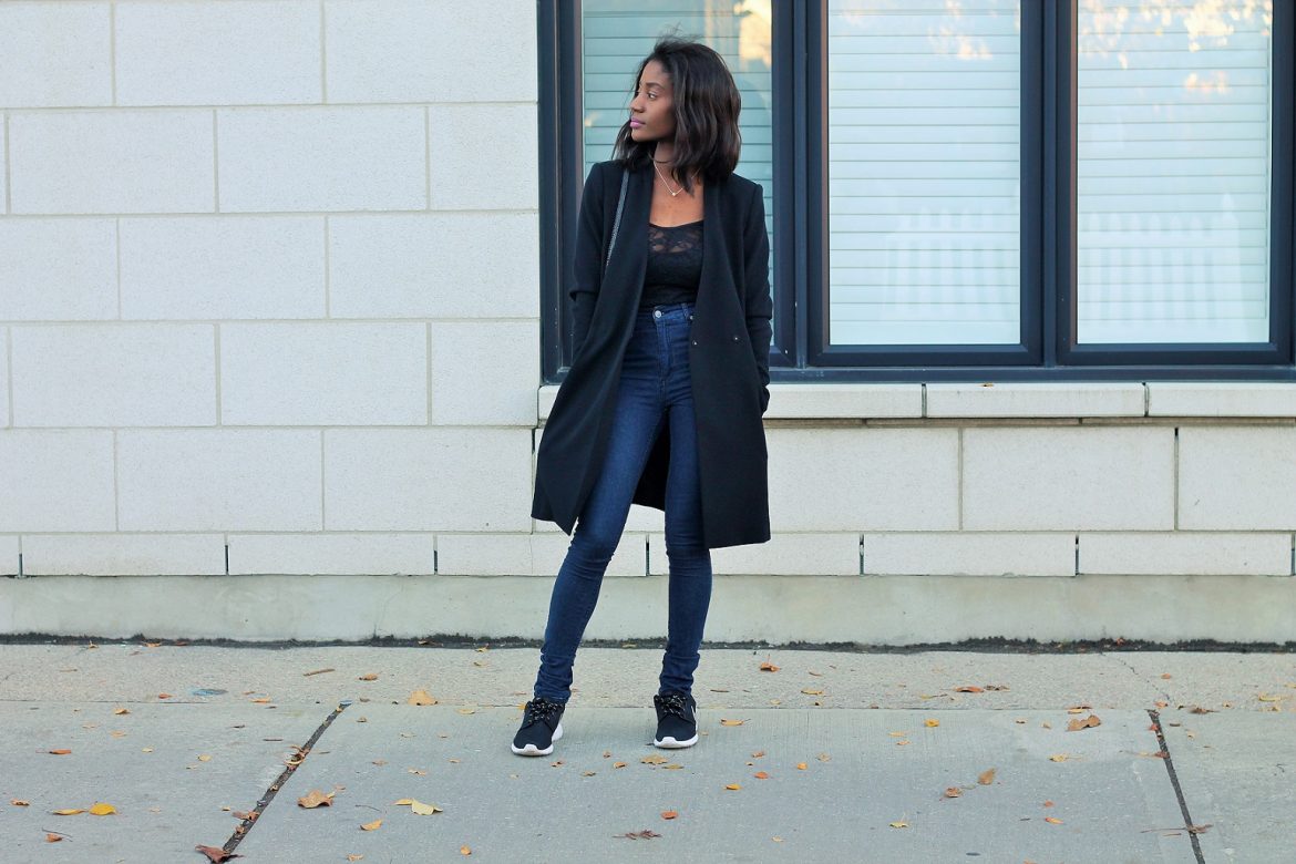 Styling High Waisted Jeans 6299